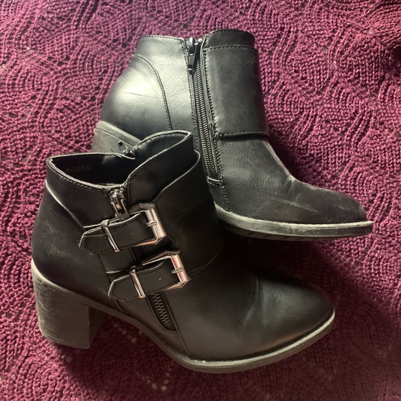 Hot Kiss Shoes Hot Kiss Black Ankle Boots Poshmark